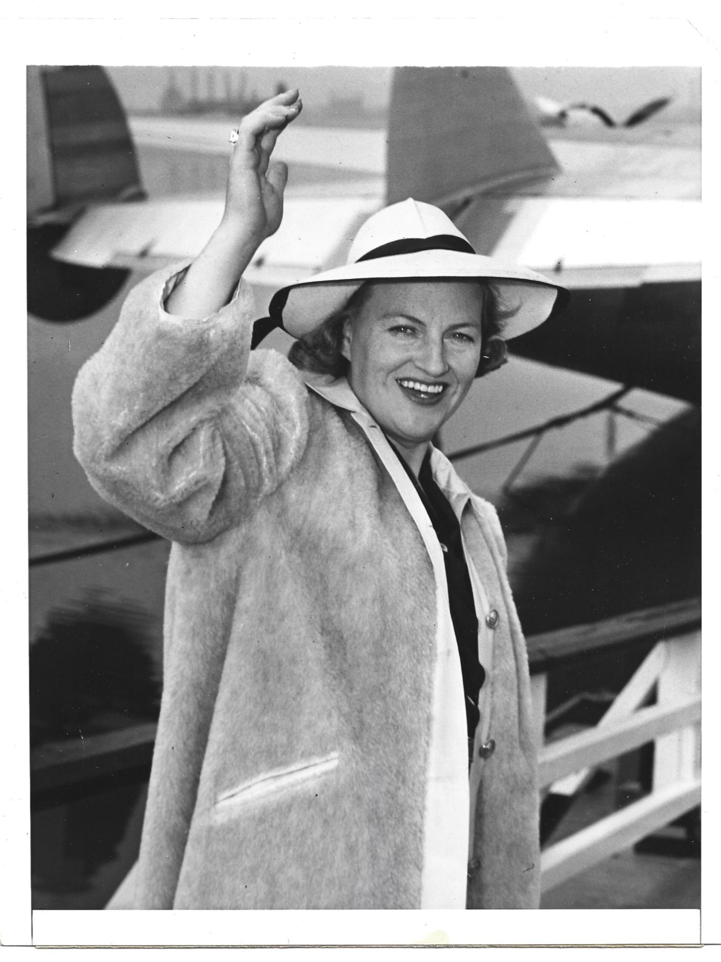 1941 Gracie Fields Press Photo - Parry's Vintage